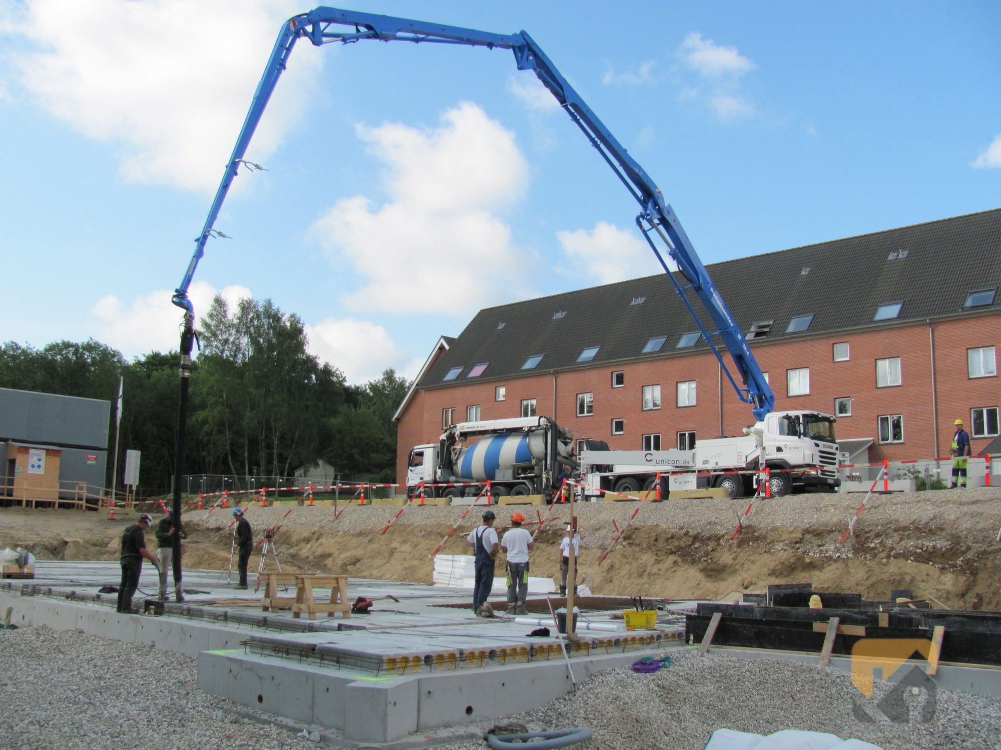 Harga Sewa Concrete Pump 2026 Rental Pompa Beton Murah